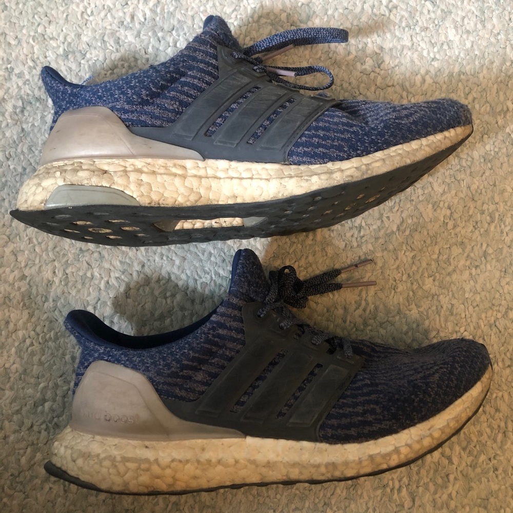 Navy Adidas Ultraboost Womens 8.5 - Gem